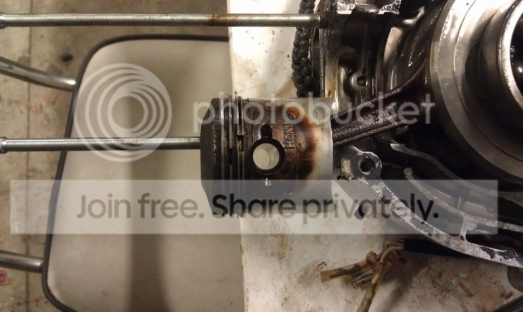 Gear shift pin - C90Club.co.uk